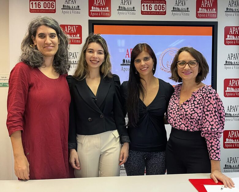 Protocolo de colaboração com a APAV - Associação Portuguesa pelos ...